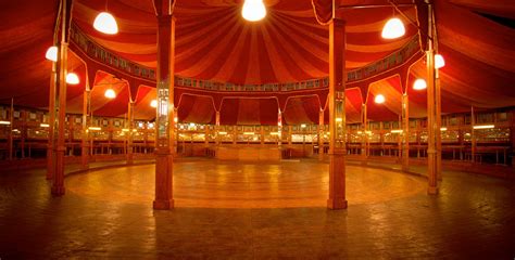 Paradiso Spiegeltent | Van Rosmalen Spiegeltenten