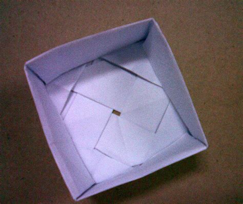 ห้องเล่น ห้องเรียน วิธี พับกล่องกระดาษ แบบสี่เหลี่ยม ตอน 1how To Fold Origami Box 1