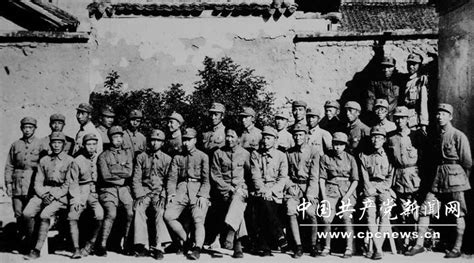 穿越90年·图说党史：中国共产党在土地革命战争时期 中新网
