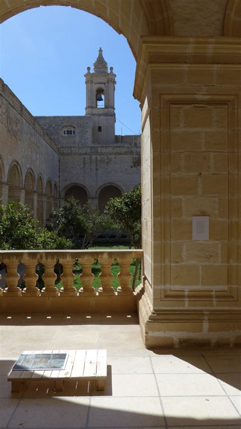 Hortus Conclusus Teresa Sciberras