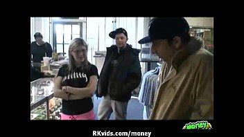 Puta Recibe Pago Y Cinta Por Sexo Xvideos Com