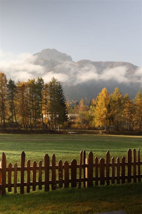이탈리아 돌로미티의 아름다운 가을 풍경 · 무료 스톡 사진
