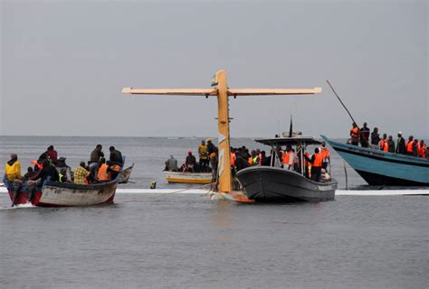 Photos Plane Crashes Into Lake Victoria In Tanzania Gallery News