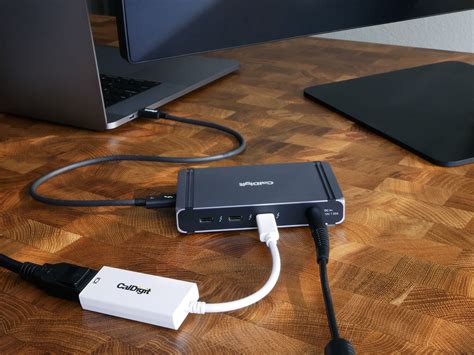 Thunderbolt USB Element Hub CalDigit CalDigit
