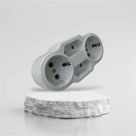 Cxfg Высококачественная штепсельная вилка европейского стандарта 1 на 4 многофункциональный