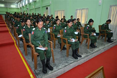 နိုင်ငံတော်စီမံအုပ်ချုပ်ရေးကောင်စီဥက္ကဋ္ဌ တပ်မတော်ကာကွယ်ရေးဦးစီးချုပ် ဗိုလ်ချုပ်မှူးကြီး မင