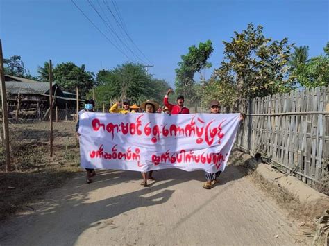 ယင်းမာပင် ဆားလင်းကြီး ရွာပေါင်းစုံ သပိတ် စစ်ကြောင်း ဖက်ဆစ် စစ်တပ် တော်လှန်ရေး ချီတက် ဆန္ဒပ