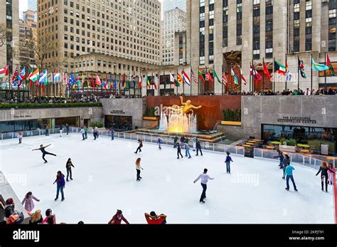 New York Manhattan United States The Rockfeller Center Ice Skating