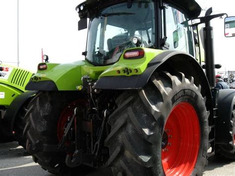 claas arion 530 cis 132 ks isporuka odmah vrlo povoljno mehanizacija poljoprivredni