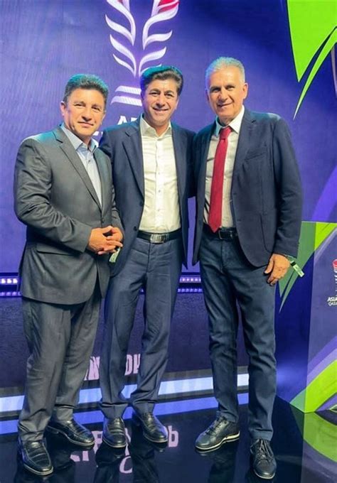 دیدار قلعه نویی و کی روش در حاشیه مراسم قرعه کشی جام ملت های آسیا عکس تسنیم