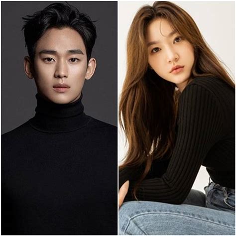 뜬금 12살 차이 열애설에 김수현이 내놓은 입장 의도는 맥스무비