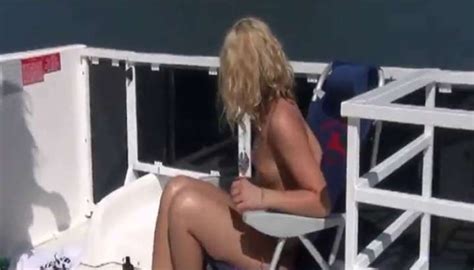 Worshiping The Sun Naked On The Ozarks Lake TNAFlix Porn Videos
