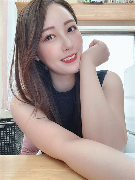 葉山さゆり Av 出道的驚人內幕？32歲人妻的禁斷不倫告白曝光！ Japhub － 日本集合