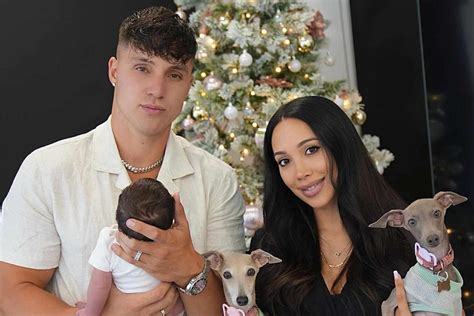 OnlyFans Model Scarlet Vas Welcomes Baby With Her Stepbrother Christmas Miracle