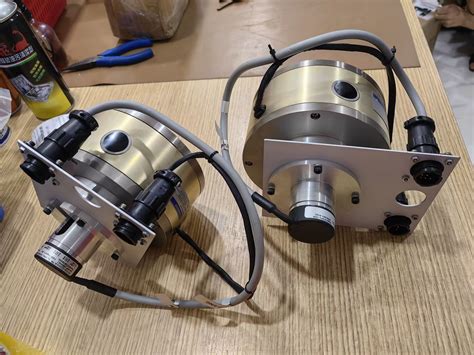 China 7439000178737004 X Axis Servo Motor For S91 Cutter Machine With Encoder And Gear