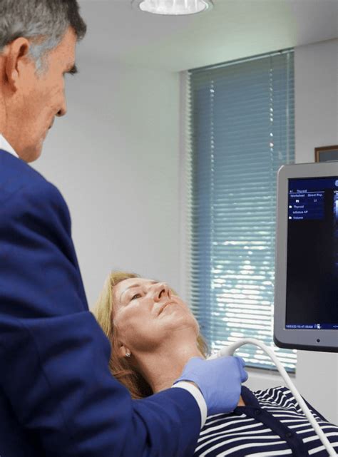 Thyroid Lump Thyroidectomy Thyroid Surgery Dr Francis Hall