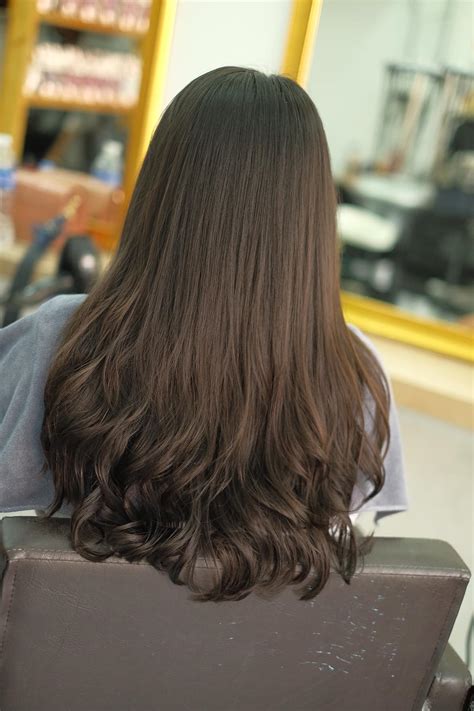 ผมธรรมชาติ เอาแบบลอนใหญ่ ปรางทิพย์ พรีเมี่ยม ซาลอน ๒ Facebook