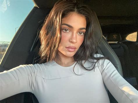 Naked Kylie Jenner Records Steamy Tiktok From Shower Watch Video