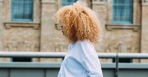 The Shingling Method Curls Without The Fuss Curls And Cocoa