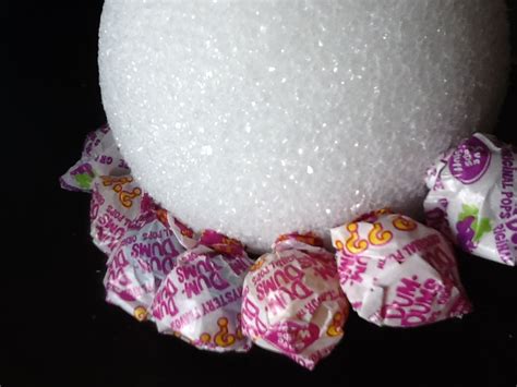 Diy Party Mom How To Make A Banana Split Candy Bouquet