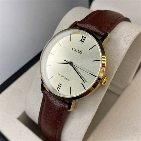 【金台鐘錶】casio 卡西歐 簡約時尚 哈韓必備 女錶 生活防水 金x皮錶帶 Ltp Vt01gl 9b Yahoo奇摩拍賣