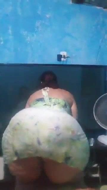 Assy Cat Showing Off Her Sensuality In Hot Sex Cnn Amador