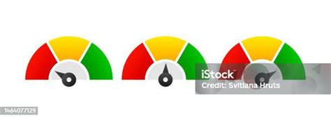 속도계 및 게이지 미터 수집 벡터 스케일 성능 수준 녹색과 빨간색 화살표가있는 낮고 높은 수준 점수 진행 개념입니다 벡터