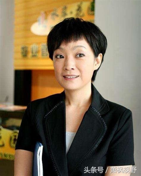 王海燕不多產卻觸動人，沒大紅紫天下糧倉誓言無聲卻熱播獲獎 每日頭條