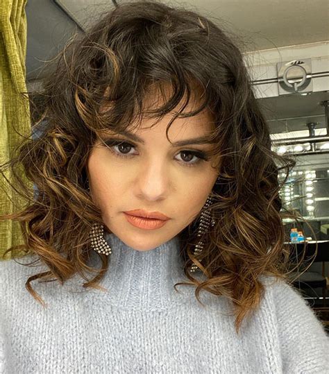 Shoulder Length Haircuts No Bangs