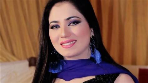 26 6 2022مھک ملک کی سیکسی ویڈیو لیک ھو گی ھے Youtube
