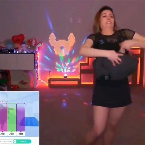 Alinity Nip Slip Rallentatore XHamster