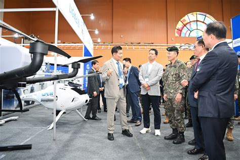 구미시 군부대·지역대학과 함께 복합전투체계 전시회 개최｜스포츠동아