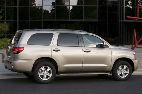 2016 Toyota Sequoia Pictures 46 Photos Edmunds