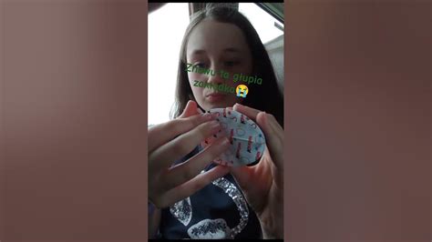 Kinder Joye w autokarze - YouTube