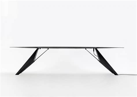 Kram Weisshaars Smartslab Dining Table Cooks And Cools While You Eat