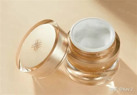 理肤泉三酸精华水；娇韵诗秋冬限定果冻护唇油；c咖黑金卸妆油 新品速递 知乎