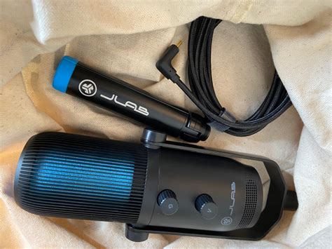 Jlab Audio Talk Pro Review A Portable Twitch Ready Mic For Streamers Mashable