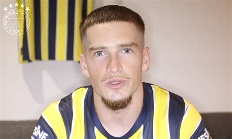 Football Scotland ⚽️🏴󠁧󠁢󠁳󠁣󠁴󠁿 On Twitter Ryan Kent Instantly Sets