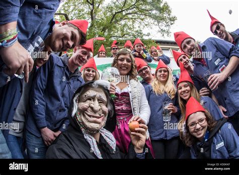 Princess Svenja A Witch And Her Wine Dwarf Can Be Seen On The Streets During The Vintner S