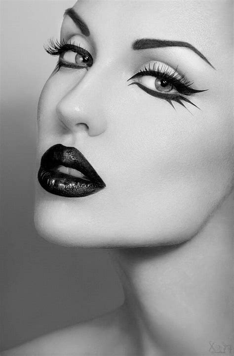 ⊱ Blackwhite ⊱ Cores Para Lábios Ideias Para Retrato Rosto Feminino