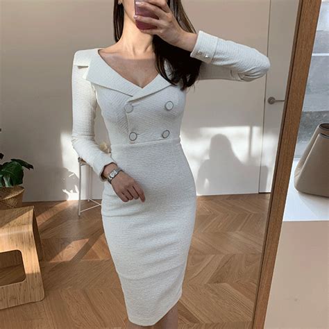 [초고퀄리티] 브이넥 카라 슬림핏 더블 단추 트위드 연말 하객 원피스 에이블리