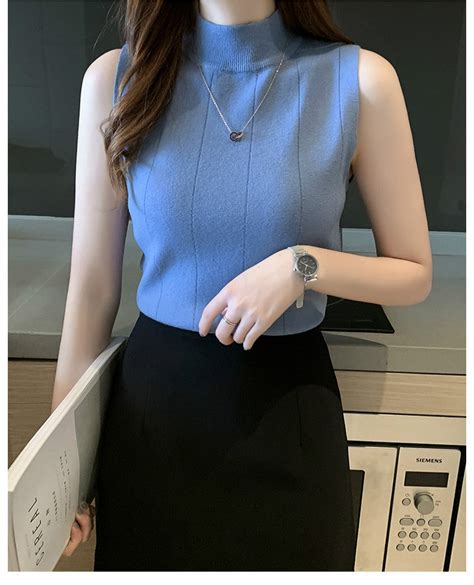 Solid High Neck Sleeveless Tops Tomscloth