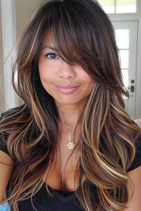 25 Heavy Highlights On Dark Hair Hairstyles That Will Make You Feel Like A Bombshell In 2024