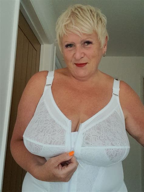 Vintage Corsalette Tease 12 Pics Xhamster