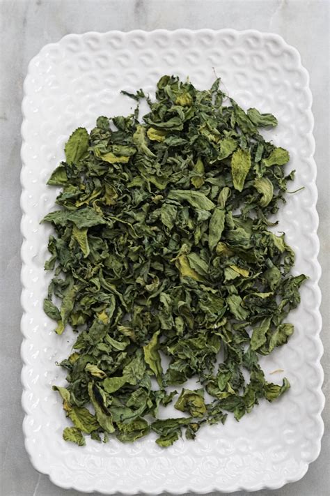 What Is Kasuri Methi + Easy DIY Recipe - Some Indian Girl
