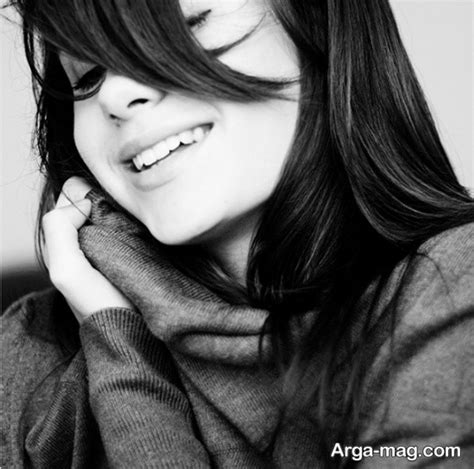 ۵۰ ژست سلفی دخترانه با ایده های خاص و جذاب