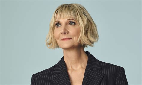 Exclusive Kerri Kenney Shares Her Skin Care Routine