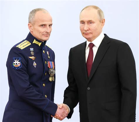 Presenting Gold Star Medals To Heroes Of Russia • President Of Russia