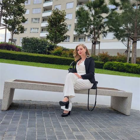 More След запознанство🤗 Искам да ви разкажа малко за себе си Казвам се Теодора аз съм