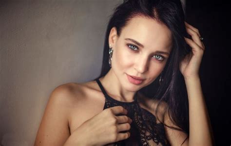 배경 화면 천사 갈색 머리의 긴 머리 섹시한 여자들 벽지 홀딱 반할 만한 아름다움 가장 사랑하는 귀엽다